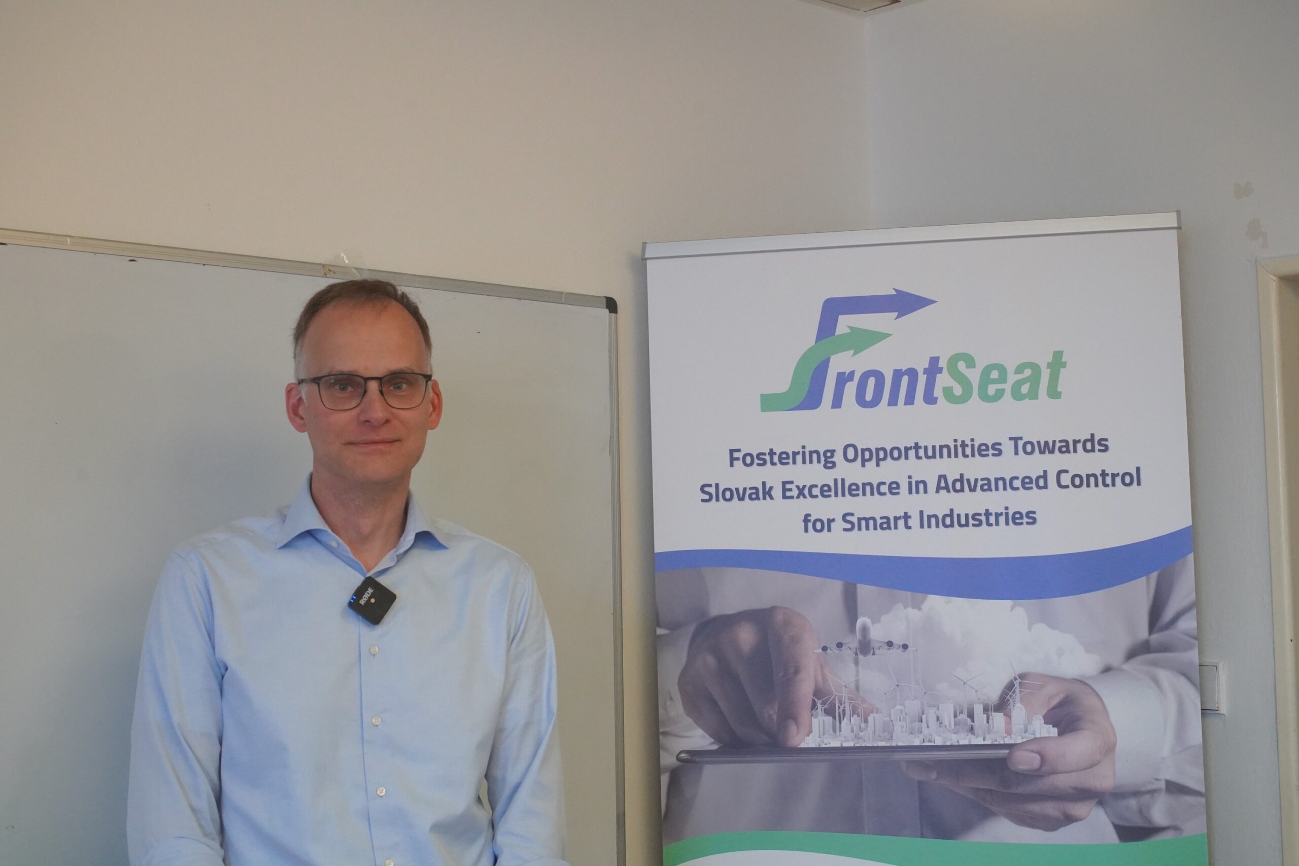 Teaching “Recursive Stability” of MPC to Engineering Students - FrontSeat