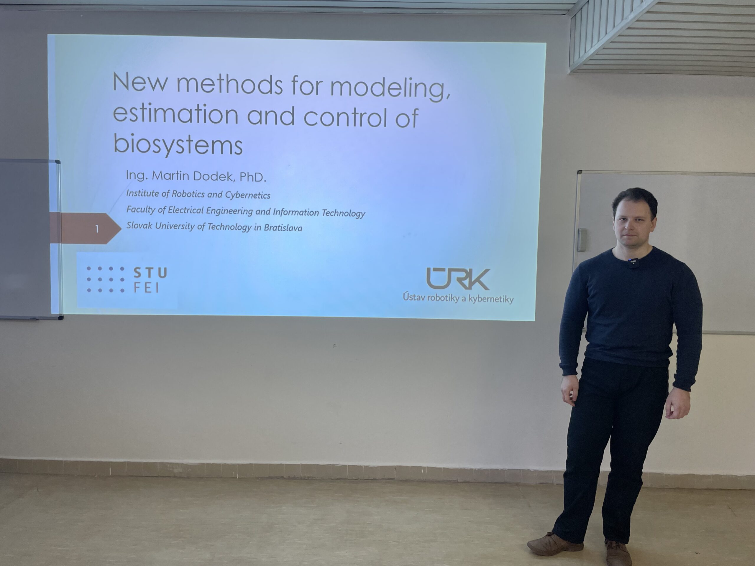 New Methods for Modeling, Estimation and Control of Biosystems - FrontSeat